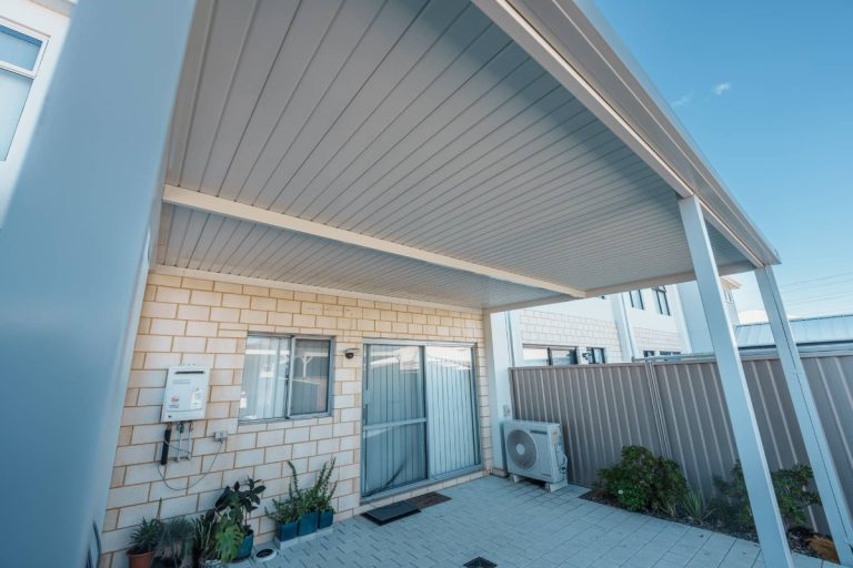 10 Flat Patio Ideas and Examples to Draw Inspiration From - Aussie ...