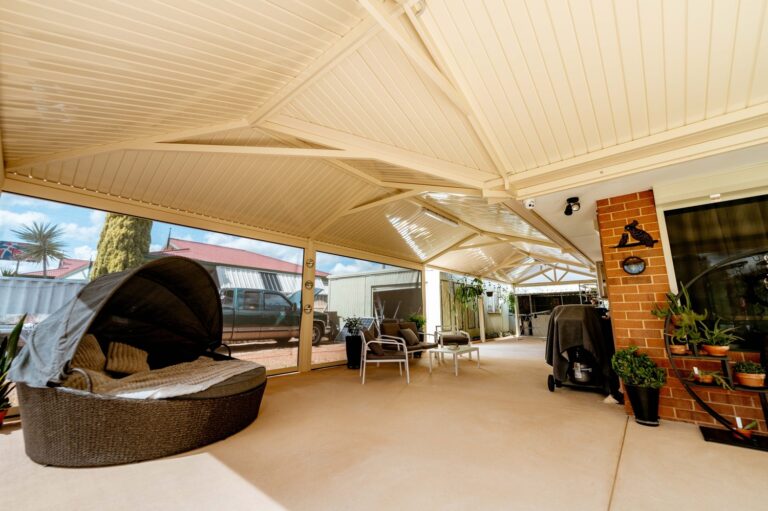 Gable vs Hip End Patio Roofs: Which One is Right for You - Aussie Patio ...